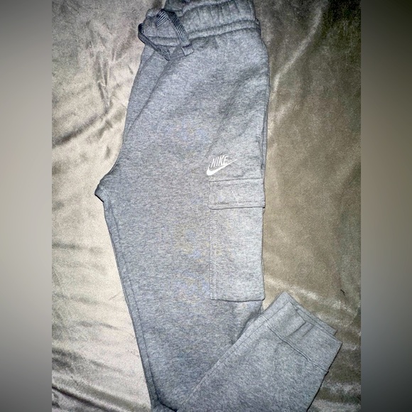 Nike | Bottoms | Boys Large Grey Sweats With Cargo Pockets On Each Side ...